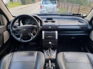 Pelēks Land Rover Freelander 2006 Viļņa, ar dzinēja tilpumu 1.95 L un nobraukumu 363 tūkst. km par 2500 €, foto 12 vietnē AUTOMOTO.COM.LV