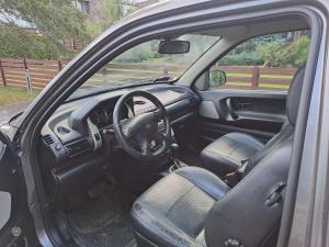 Pelēks Land Rover Freelander 2006 Viļņa, ar dzinēja tilpumu 1.95 L un nobraukumu 363 tūkst. km par 2500 €, foto 13 vietnē AUTOMOTO.COM.LV
