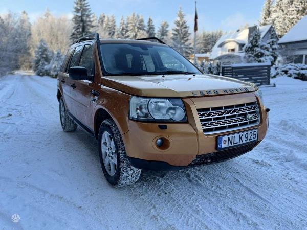 Grey Land Rover Freelander 2007 in Vilnius, with an engine capacity of 2.18 L and mileage of 360 thousand km for 2650 €, photo 3 on AUTOMOTO.COM.LV