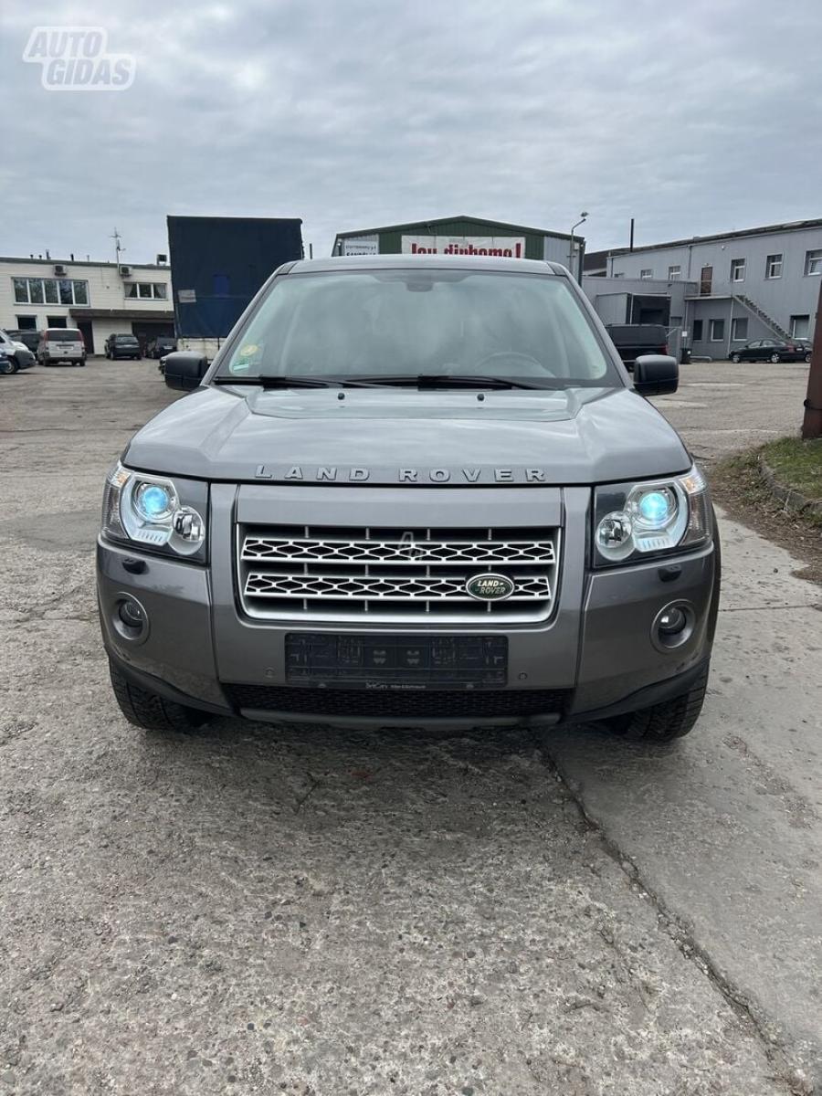 Grey Land Rover Freelander 2007 in Marijampole, with an engine capacity of 2.20 L and mileage of 361 thousand km for 4300 €, photo 3 on AUTOMOTO.COM.LV