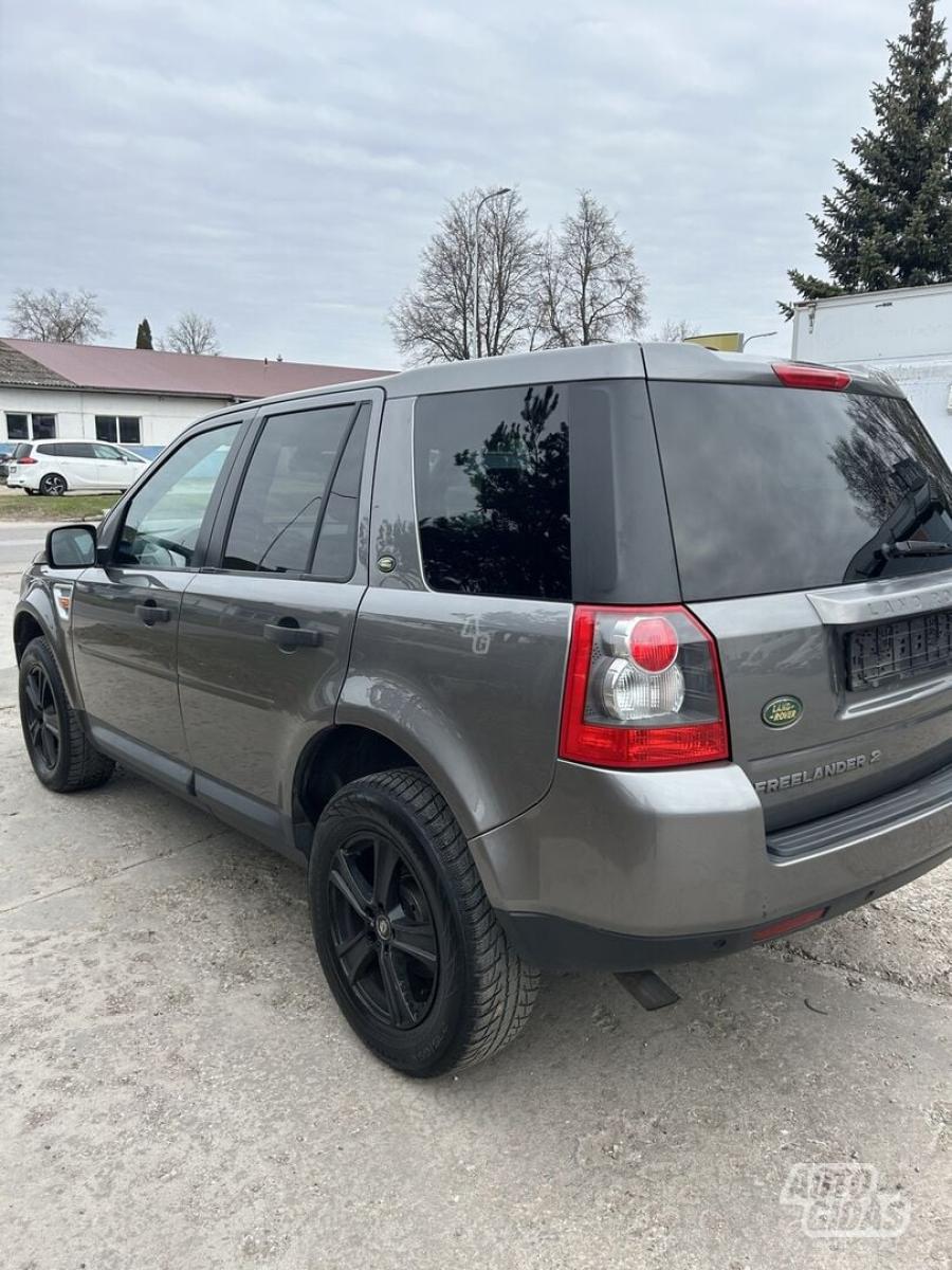 Grey Land Rover Freelander 2007 in Marijampole, with an engine capacity of 2.20 L and mileage of 361 thousand km for 4300 €, photo 9 on AUTOMOTO.COM.LV