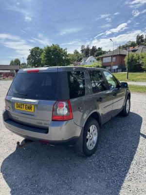 Pelēks Land Rover Freelander 2007 Telšiai, ar dzinēja tilpumu 2.18 L un nobraukumu 177 tūkst. km par 2550 €, foto 6 vietnē AUTOMOTO.COM.LV