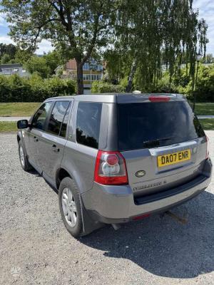 Pelēks Land Rover Freelander 2007 Telšiai, ar dzinēja tilpumu 2.18 L un nobraukumu 177 tūkst. km par 2550 €, foto 8 vietnē AUTOMOTO.COM.LV