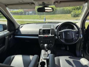 Pelēks Land Rover Freelander 2007 Telšiai, ar dzinēja tilpumu 2.18 L un nobraukumu 177 tūkst. km par 2550 €, foto 13 vietnē AUTOMOTO.COM.LV