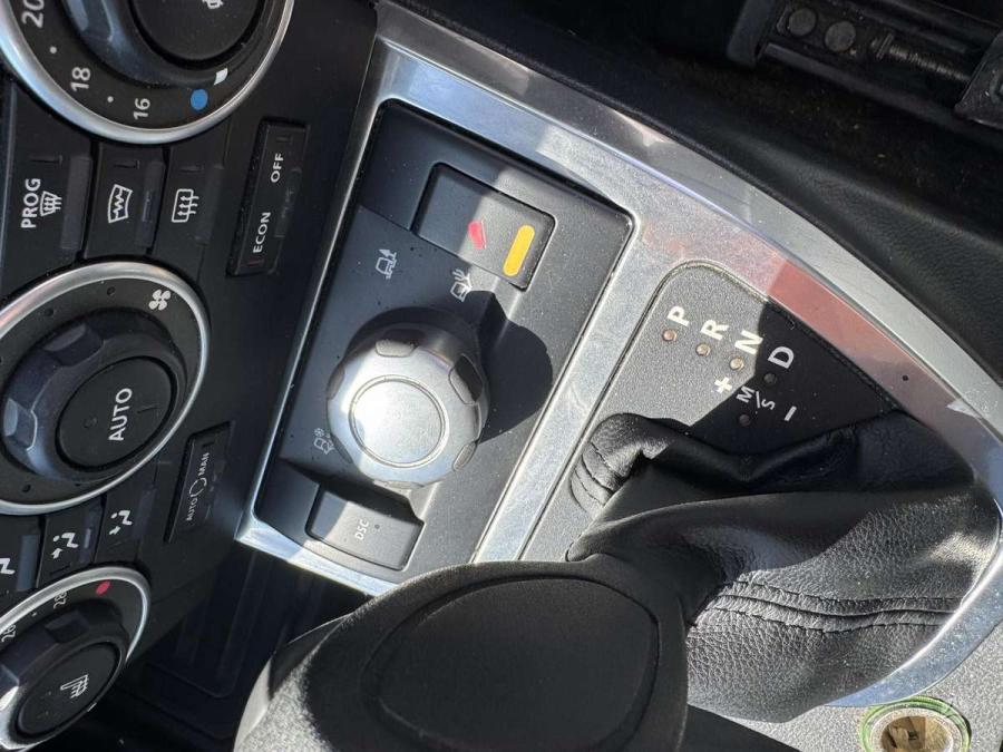 Pelēks Land Rover Freelander 2007 Telšiai, ar dzinēja tilpumu 2.18 L un nobraukumu 177 tūkst. km par 2550 €, foto 20 vietnē AUTOMOTO.COM.LV