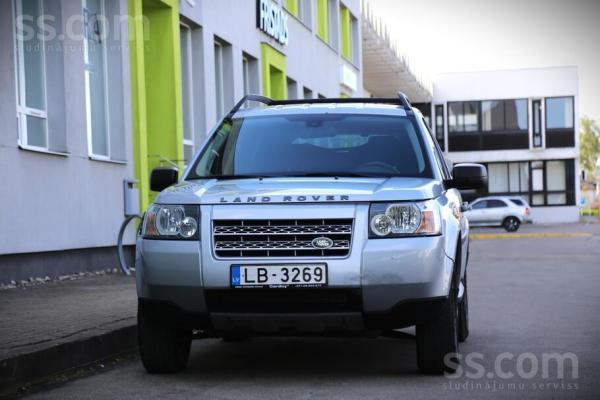 Pelēks Land Rover Freelander 2007 Rīga, ar dzinēja tilpumu 2.20 L un nobraukumu 239 tūkst. km par 2795 €, foto 1 vietnē AUTOMOTO.COM.LV