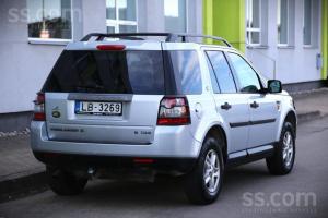 Pelēks Land Rover Freelander 2007 Rīga, ar dzinēja tilpumu 2.20 L un nobraukumu 239 tūkst. km par 2795 €, foto 6 vietnē AUTOMOTO.COM.LV