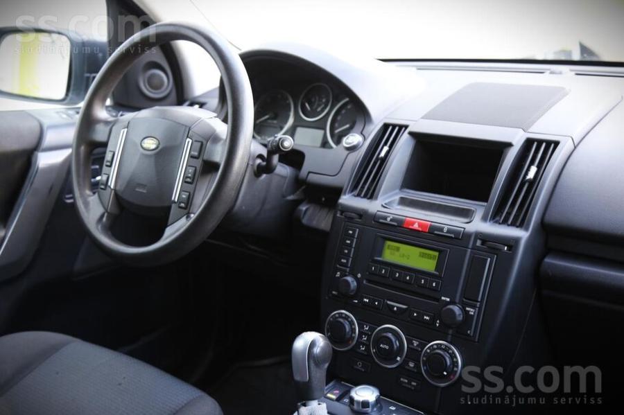 Pelēks Land Rover Freelander 2007 Rīga, ar dzinēja tilpumu 2.20 L un nobraukumu 239 tūkst. km par 2795 €, foto 12 vietnē AUTOMOTO.COM.LV