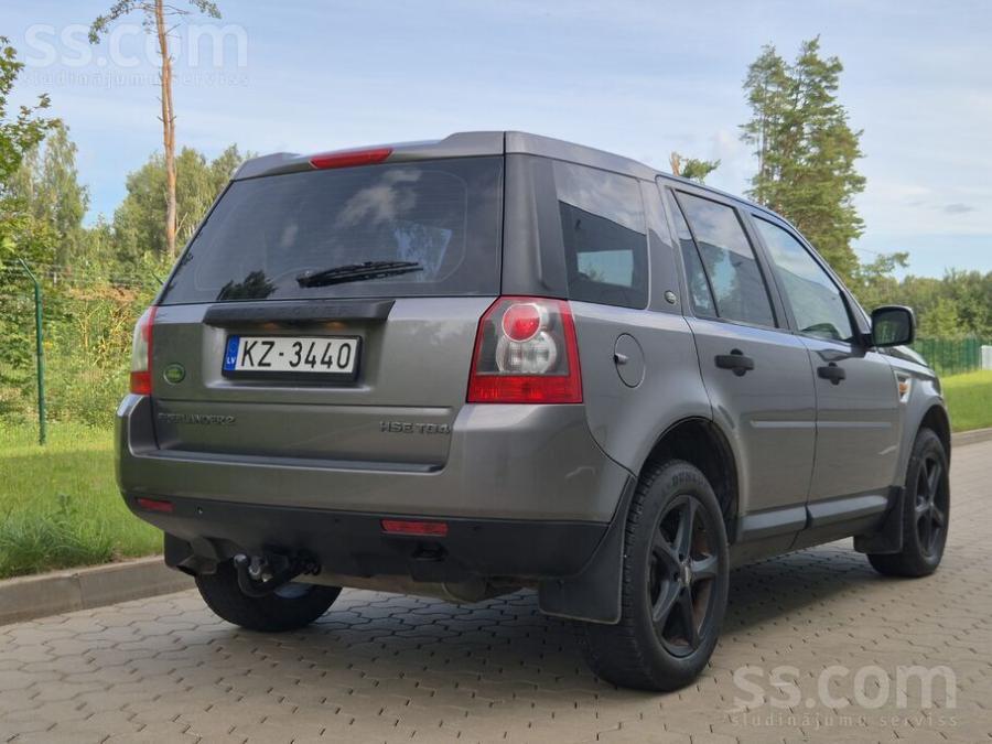 Pelēks Land Rover Freelander 2007 Rīga, ar dzinēja tilpumu 2.20 L un nobraukumu 278 tūkst. km par 3990 €, foto 3 vietnē AUTOMOTO.COM.LV