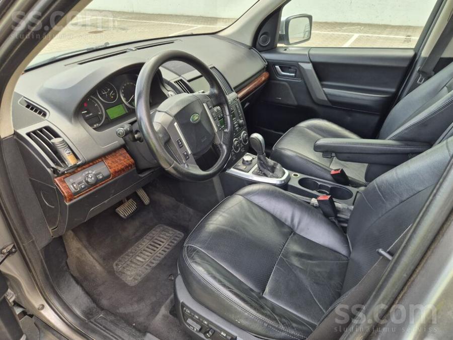 Pelēks Land Rover Freelander 2007 Rīga, ar dzinēja tilpumu 2.20 L un nobraukumu 278 tūkst. km par 3990 €, foto 6 vietnē AUTOMOTO.COM.LV