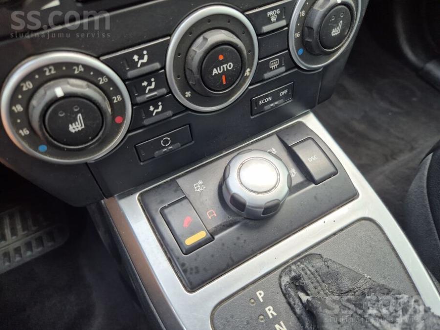 Pelēks Land Rover Freelander 2007 Rīga, ar dzinēja tilpumu 2.20 L un nobraukumu 278 tūkst. km par 3990 €, foto 11 vietnē AUTOMOTO.COM.LV