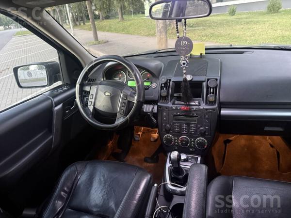 Grey Land Rover Freelander 2007 in Rezekne, with an engine capacity of 2.20 L and mileage of 354 thousand km for 3000 €, photo 1 on AUTOMOTO.COM.LV