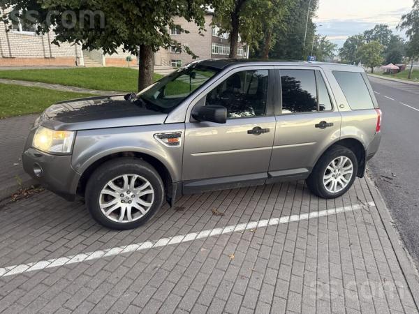 Grey Land Rover Freelander 2007 in Rezekne, with an engine capacity of 2.20 L and mileage of 354 thousand km for 3000 €, photo 7 on AUTOMOTO.COM.LV