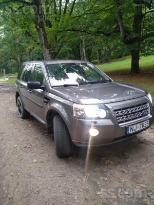 Grey Land Rover Freelander 2007 in Bauska, with an engine capacity of 2.20 L and mileage of 0 thousand km for 3350 €, photo 3 on AUTOMOTO.COM.LV