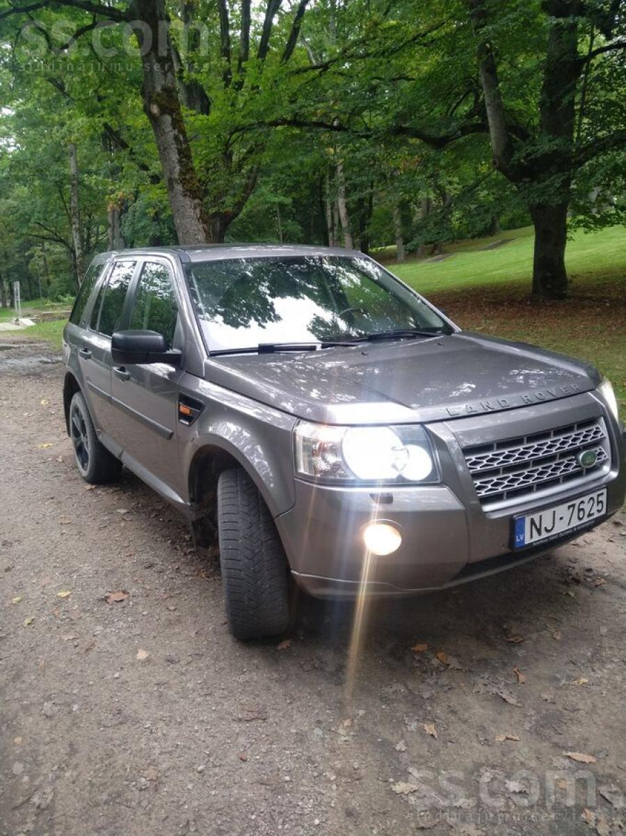 Grey Land Rover Freelander 2007 in Bauska, with an engine capacity of 2.20 L and mileage of 0 thousand km for 3350 €, photo 3 on AUTOMOTO.COM.LV