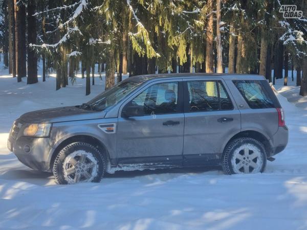 Grey Land Rover Freelander 2008 in Mazeikiai, with an engine capacity of 2.20 L and mileage of 260 thousand km for 3500 €, photo 1 on AUTOMOTO.COM.LV