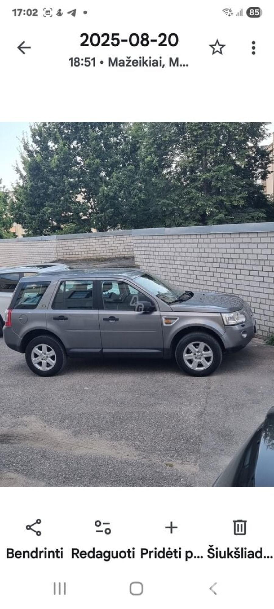 Pelēks Land Rover Freelander 2008 Mažeikiai, ar dzinēja tilpumu 2.20 L un nobraukumu 260 tūkst. km par 3500 €, foto 2 vietnē AUTOMOTO.COM.LV