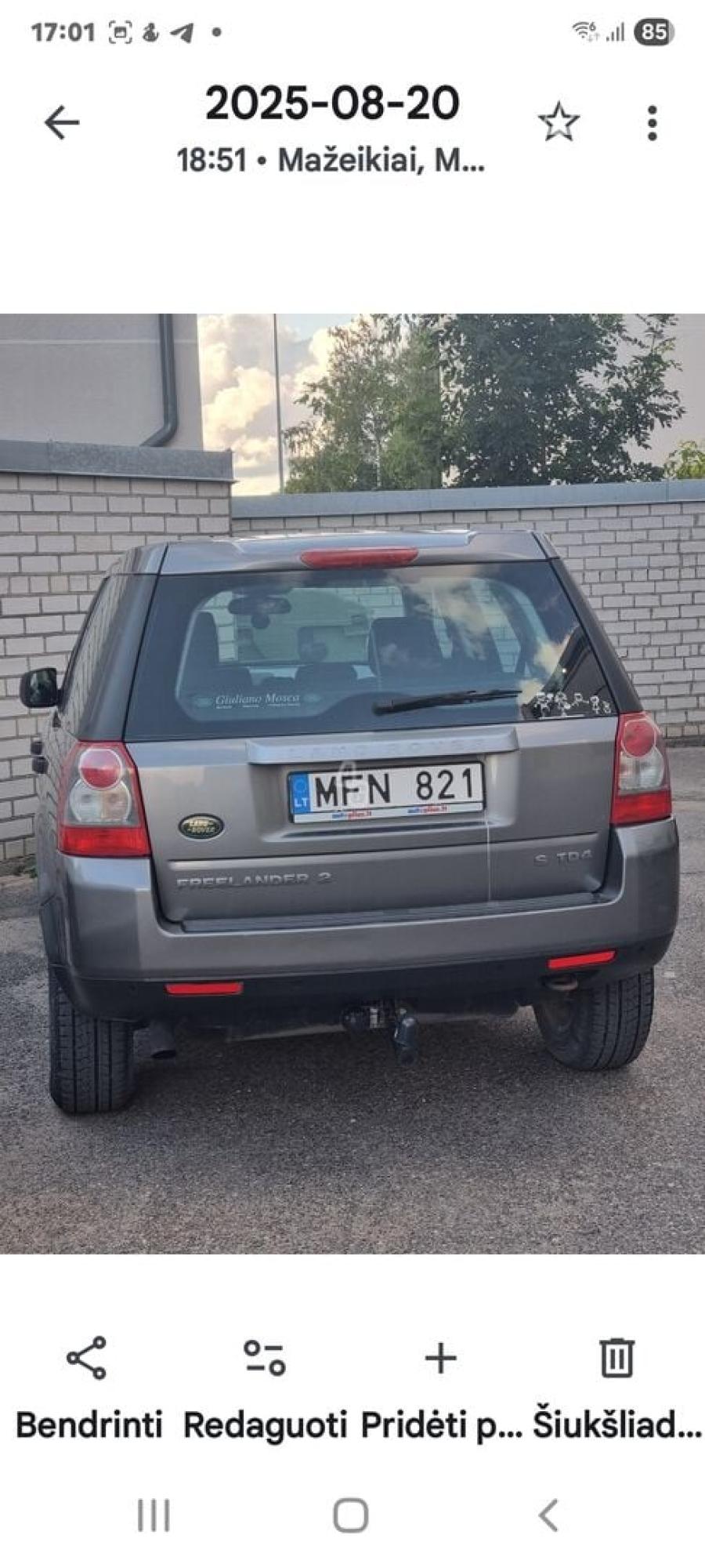 Pelēks Land Rover Freelander 2008 Mažeikiai, ar dzinēja tilpumu 2.20 L un nobraukumu 260 tūkst. km par 3500 €, foto 3 vietnē AUTOMOTO.COM.LV