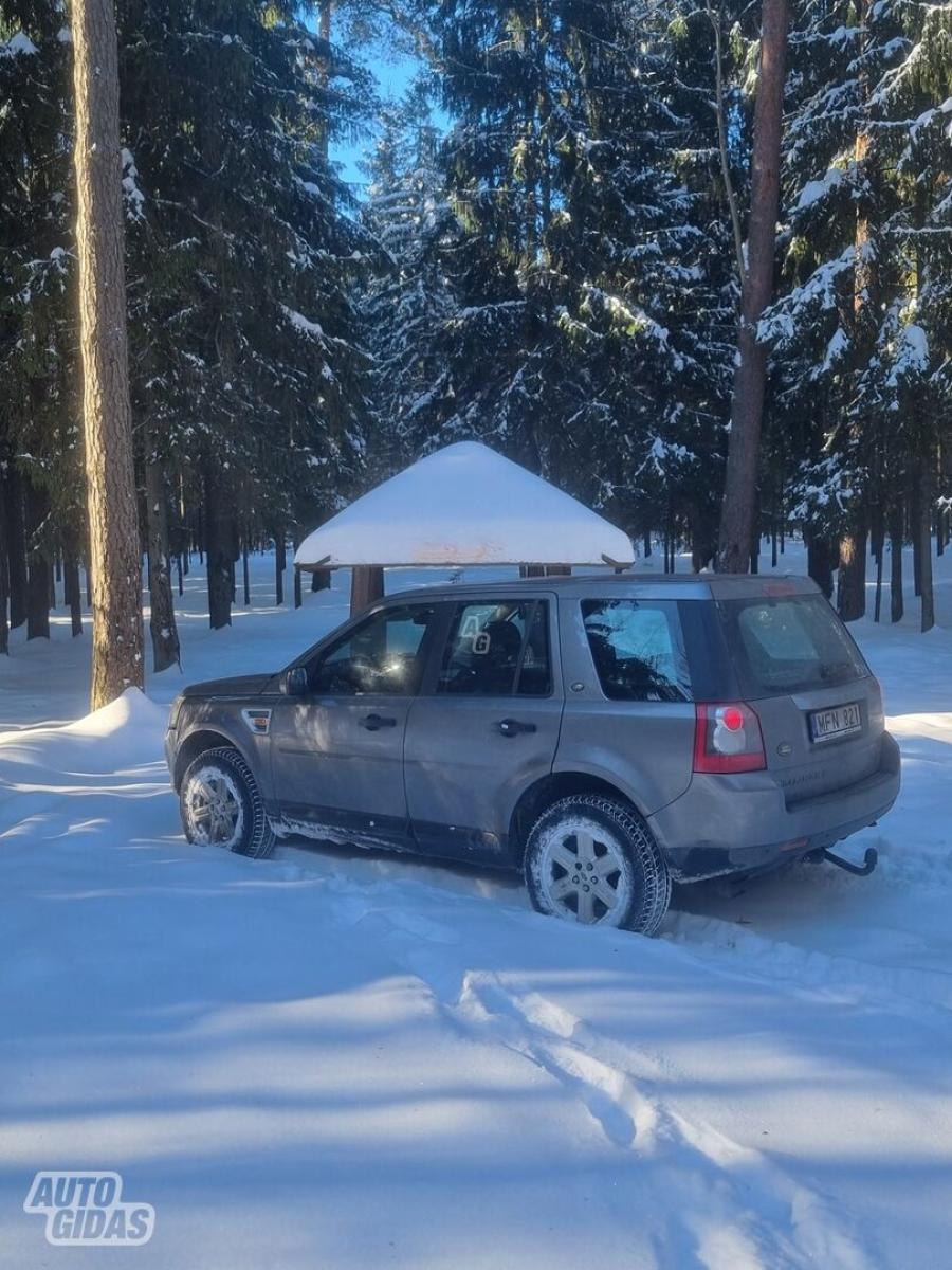 Pelēks Land Rover Freelander 2008 Mažeikiai, ar dzinēja tilpumu 2.20 L un nobraukumu 260 tūkst. km par 3500 €, foto 14 vietnē AUTOMOTO.COM.LV