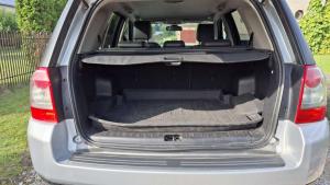 Pelēks Land Rover Freelander 2008 Panevēža, ar dzinēja tilpumu 3.19 L un nobraukumu 270 tūkst. km par 3800 €, foto 7 vietnē AUTOMOTO.COM.LV
