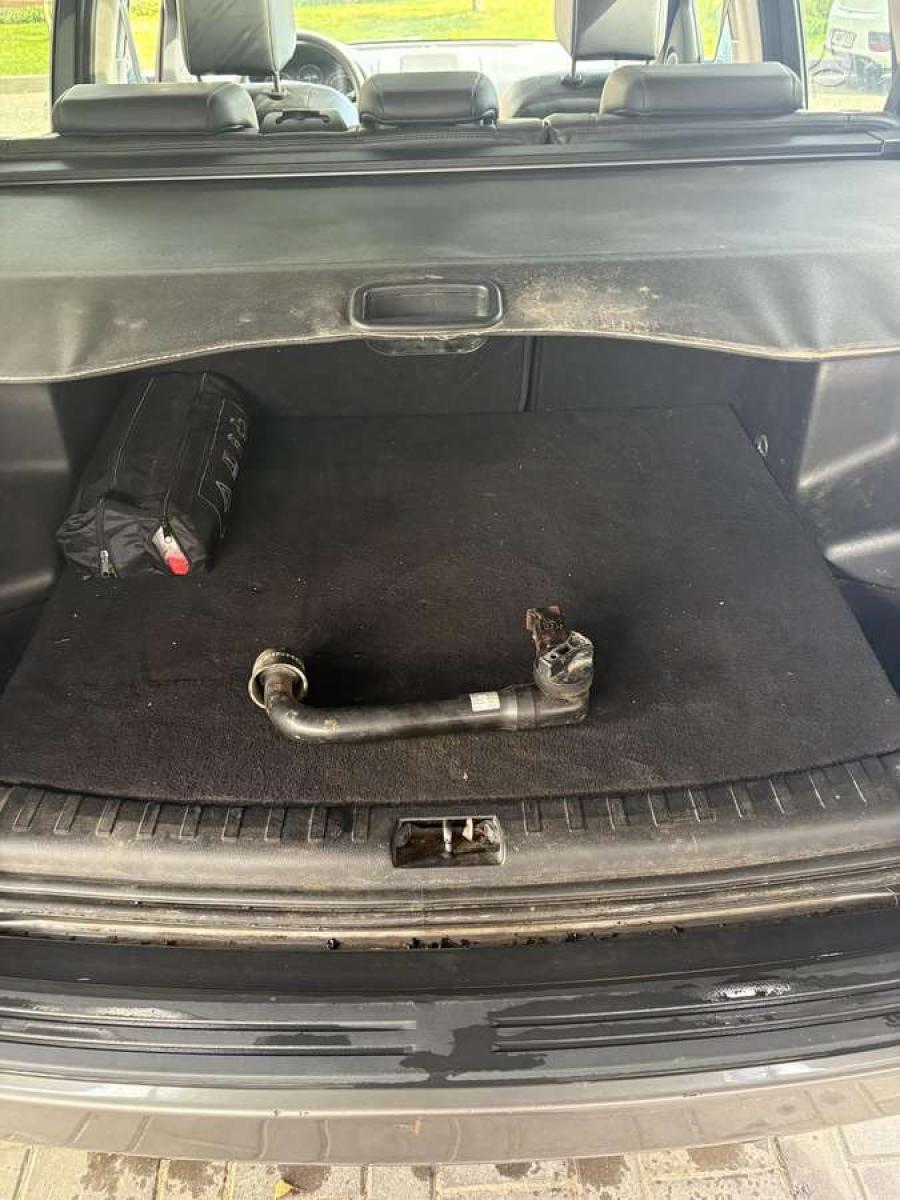 Grey Land Rover Freelander 2008 in Vilnius, with an engine capacity of 2.18 L and mileage of 370 thousand km for 2499 €, photo 6 on AUTOMOTO.COM.LV