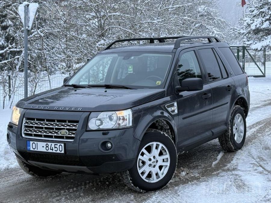Grey Land Rover Freelander 2009 in Aizkraukle, with an engine capacity of 2.20 L and mileage of 297 thousand km for 5980 €, photo 1 on AUTOMOTO.COM.LV