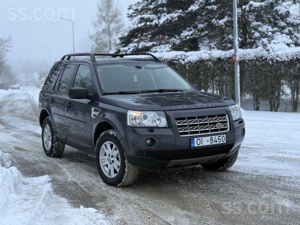 Grey Land Rover Freelander 2009 in Aizkraukle, with an engine capacity of 2.20 L and mileage of 297 thousand km for 5980 €, photo 2 on AUTOMOTO.COM.LV