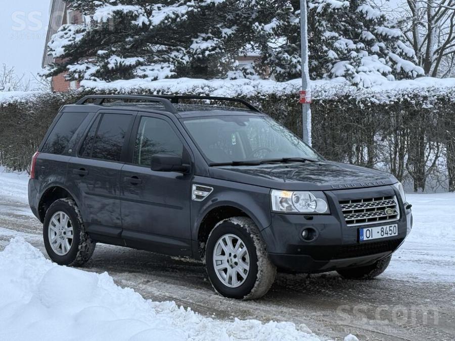Grey Land Rover Freelander 2009 in Aizkraukle, with an engine capacity of 2.20 L and mileage of 297 thousand km for 5980 €, photo 24 on AUTOMOTO.COM.LV