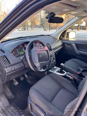 Pelēks Land Rover Freelander 2009 Tallina, ar dzinēja tilpumu 2.20 L un nobraukumu 298 tūkst. km par 4600 €, foto 7 vietnē AUTOMOTO.COM.LV