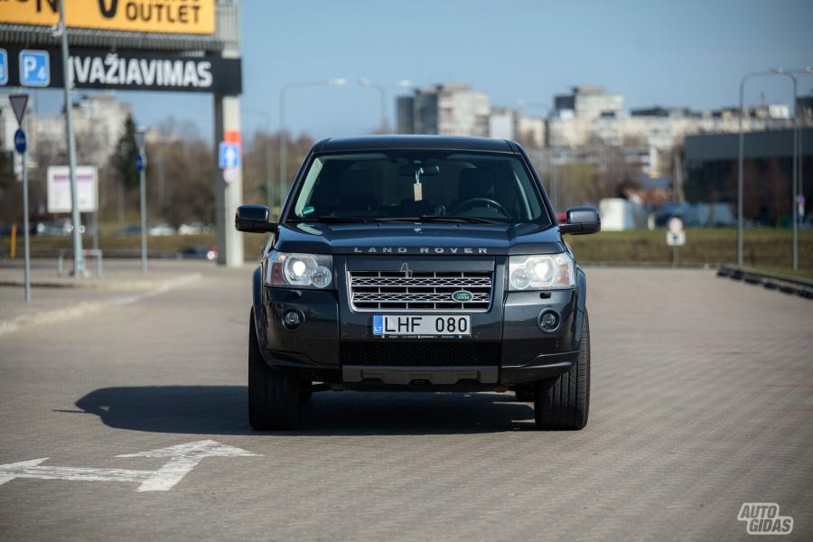 Grey Land Rover Freelander 2009 in Vilnius, with an engine capacity of 3.20 L and mileage of 261 thousand km for 6950 €, photo 3 on AUTOMOTO.COM.LV
