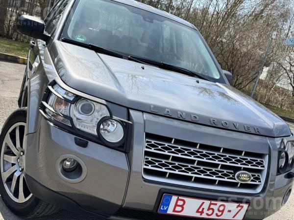 Grey Land Rover Freelander 2009 in Riga, with an engine capacity of 2.20 L and mileage of 253 thousand km for 6290 €, photo 1 on AUTOMOTO.COM.LV