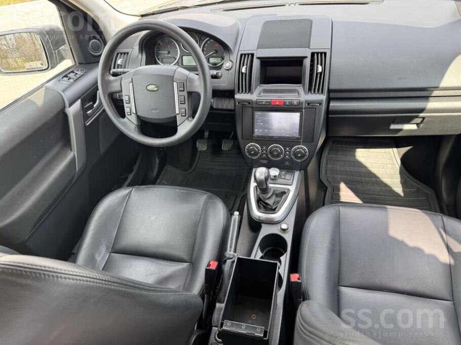 Pelēks Land Rover Freelander 2009 Rīga, ar dzinēja tilpumu 2.20 L un nobraukumu 253 tūkst. km par 6290 €, foto 23 vietnē AUTOMOTO.COM.LV