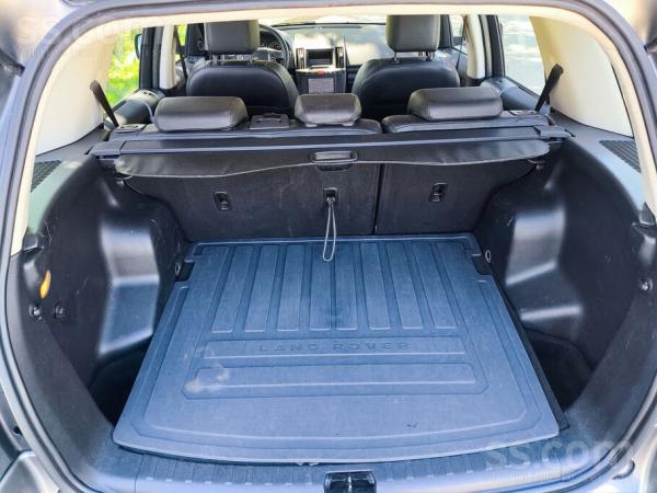 Pelēks Land Rover Freelander 2009 Rīga, ar dzinēja tilpumu 2.20 L un nobraukumu 253 tūkst. km par 6300 €, foto 5 vietnē AUTOMOTO.COM.LV