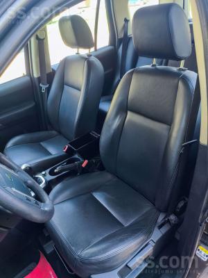 Pelēks Land Rover Freelander 2009 Rīga, ar dzinēja tilpumu 2.20 L un nobraukumu 253 tūkst. km par 6300 €, foto 21 vietnē AUTOMOTO.COM.LV