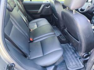 Pelēks Land Rover Freelander 2009 Rīga, ar dzinēja tilpumu 2.20 L un nobraukumu 253 tūkst. km par 6300 €, foto 23 vietnē AUTOMOTO.COM.LV