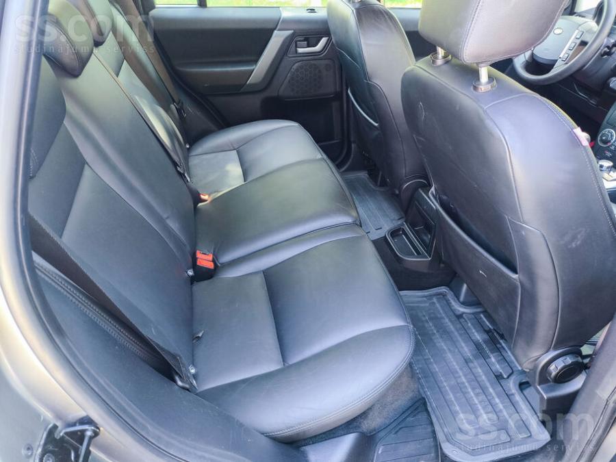 Pelēks Land Rover Freelander 2009 Rīga, ar dzinēja tilpumu 2.20 L un nobraukumu 253 tūkst. km par 6300 €, foto 23 vietnē AUTOMOTO.COM.LV
