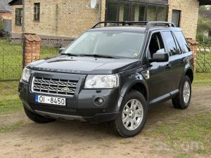 Pelēks Land Rover Freelander 2009 Aizkraukle, ar dzinēja tilpumu 2.20 L un nobraukumu 297 tūkst. km par 4970 €, foto  vietnē AUTOMOTO.COM.LV