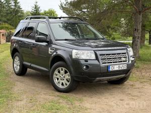 Grey Land Rover Freelander 2009 in Aizkraukle, with an engine capacity of 2.20 L and mileage of 297 thousand km for 4970 €, photo 5 on AUTOMOTO.COM.LV