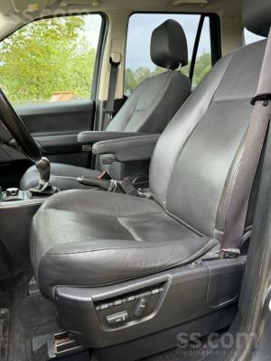 Grey Land Rover Freelander 2009 in Aizkraukle, with an engine capacity of 2.20 L and mileage of 297 thousand km for 4970 €, photo 7 on AUTOMOTO.COM.LV