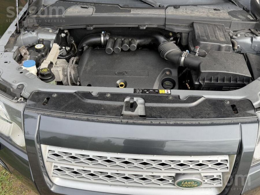 Grey Land Rover Freelander 2009 in Aizkraukle, with an engine capacity of 2.20 L and mileage of 297 thousand km for 4970 €, photo 19 on AUTOMOTO.COM.LV