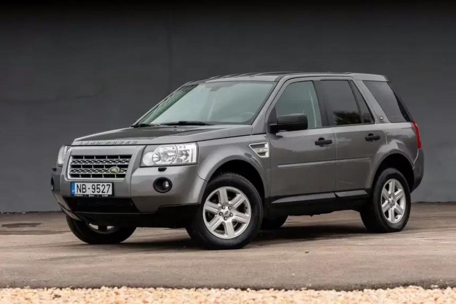 Pelēks Land Rover Freelander 2009 Jelgava, ar dzinēja tilpumu 2.20 L un nobraukumu 147 tūkst. km par 3700 €, foto 1 vietnē AUTOMOTO.COM.LV