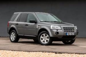Pelēks Land Rover Freelander 2009 Jelgava, ar dzinēja tilpumu 2.20 L un nobraukumu 147 tūkst. km par 3700 €, foto 4 vietnē AUTOMOTO.COM.LV