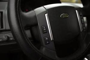 Pelēks Land Rover Freelander 2009 Jelgava, ar dzinēja tilpumu 2.20 L un nobraukumu 147 tūkst. km par 3700 €, foto 16 vietnē AUTOMOTO.COM.LV