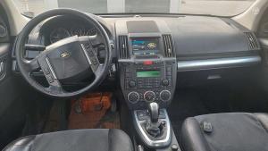 Pelēks Land Rover Freelander 2009 Panevēža, ar dzinēja tilpumu 2.18 L un nobraukumu 354 tūkst. km par 3700 €, foto 8 vietnē AUTOMOTO.COM.LV