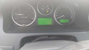 Pelēks Land Rover Freelander 2009 Panevēža, ar dzinēja tilpumu 2.18 L un nobraukumu 354 tūkst. km par 3700 €, foto 11 vietnē AUTOMOTO.COM.LV