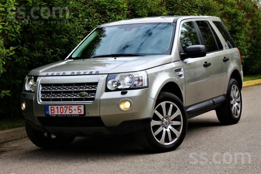 Grey Land Rover Freelander 2010 in Riga, with an engine capacity of 2.20 L and mileage of 215 thousand km for 5300 €, photo 3 on AUTOMOTO.COM.LV