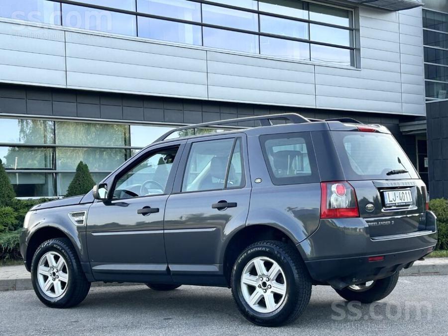 Pelēks Land Rover Freelander 2010 Rīga, ar dzinēja tilpumu 2.20 L un nobraukumu 288 tūkst. km par 6800 €, foto 4 vietnē AUTOMOTO.COM.LV