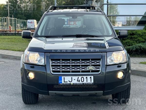 Pelēks Land Rover Freelander 2010 Rīga, ar dzinēja tilpumu 2.20 L un nobraukumu 288 tūkst. km par 6800 €, foto 9 vietnē AUTOMOTO.COM.LV