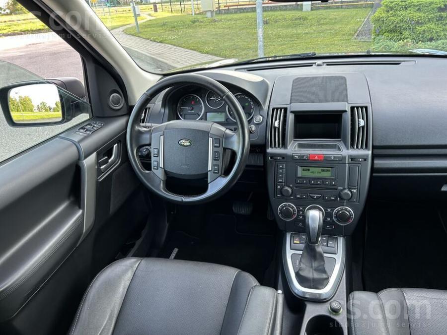 Pelēks Land Rover Freelander 2010 Rīga, ar dzinēja tilpumu 2.20 L un nobraukumu 288 tūkst. km par 6800 €, foto 14 vietnē AUTOMOTO.COM.LV