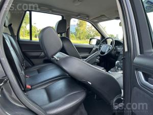 Pelēks Land Rover Freelander 2010 Rīga, ar dzinēja tilpumu 2.20 L un nobraukumu 288 tūkst. km par 6800 €, foto 17 vietnē AUTOMOTO.COM.LV